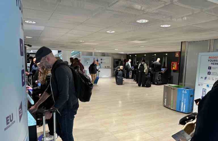 EES at FCO: What to expect – The Spanish Steps Apartment on Via della ...